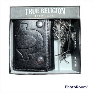 True Religion | Accessories | True Religion Chain Wallet Rfid Nwt ...